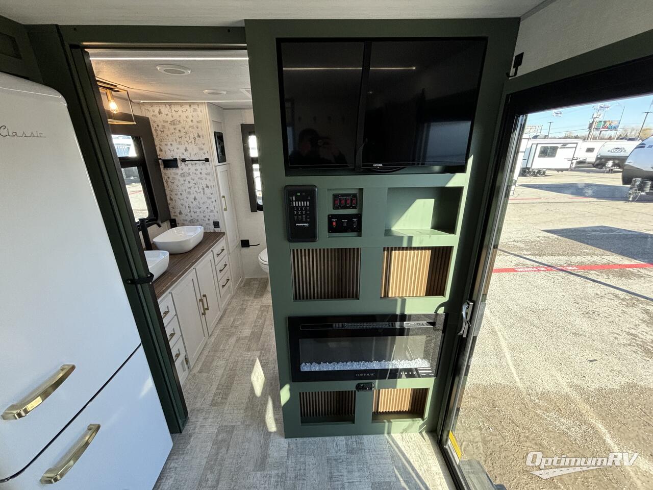 SOLD! - Used 2024 Forest River No Boundaries RV Suite RVS2 Travel ...