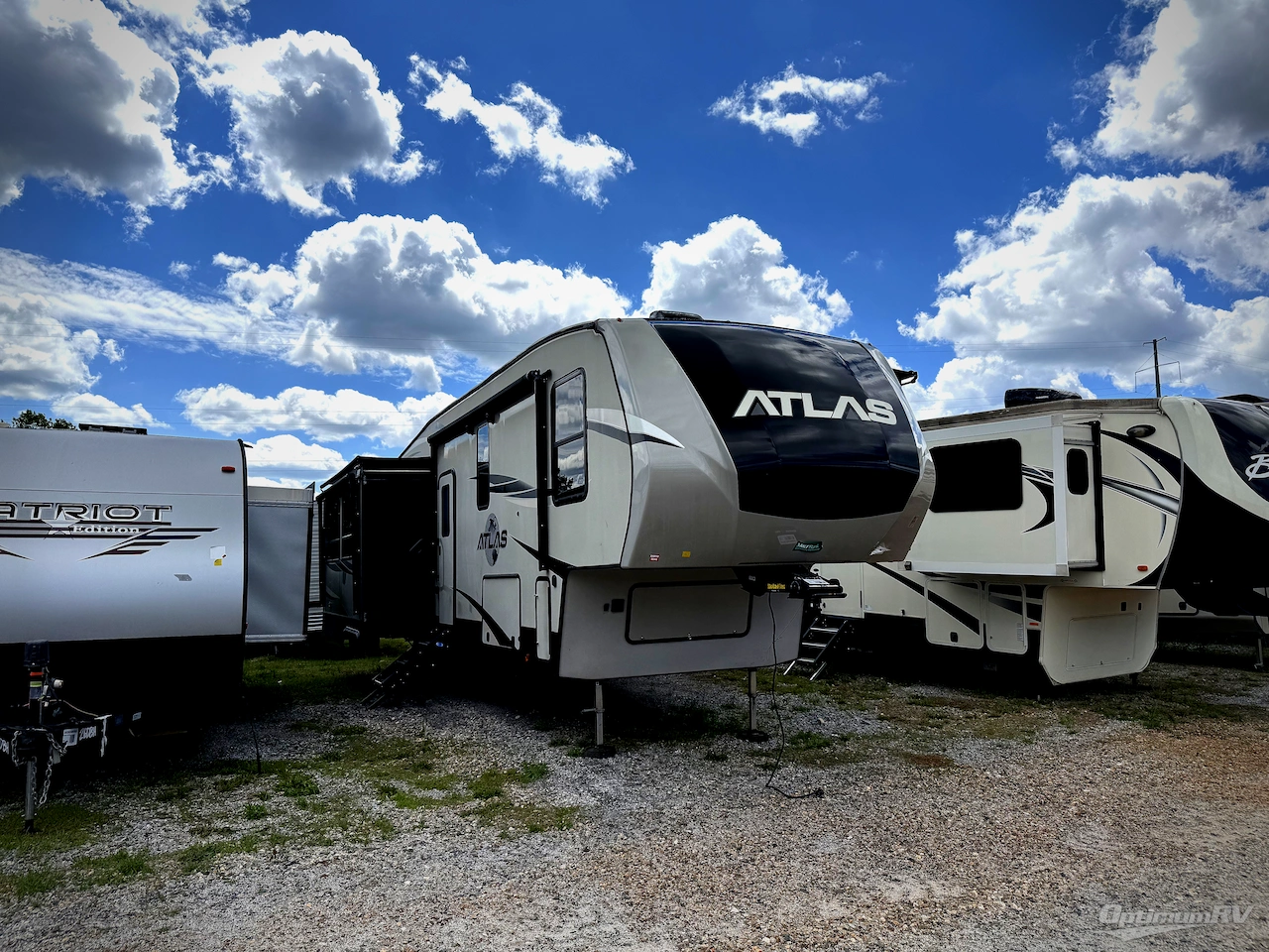 SOLD! - Used 2020 Dutchmen Atlas 3172RLKB Fifth Wheel at Optimum RV ...