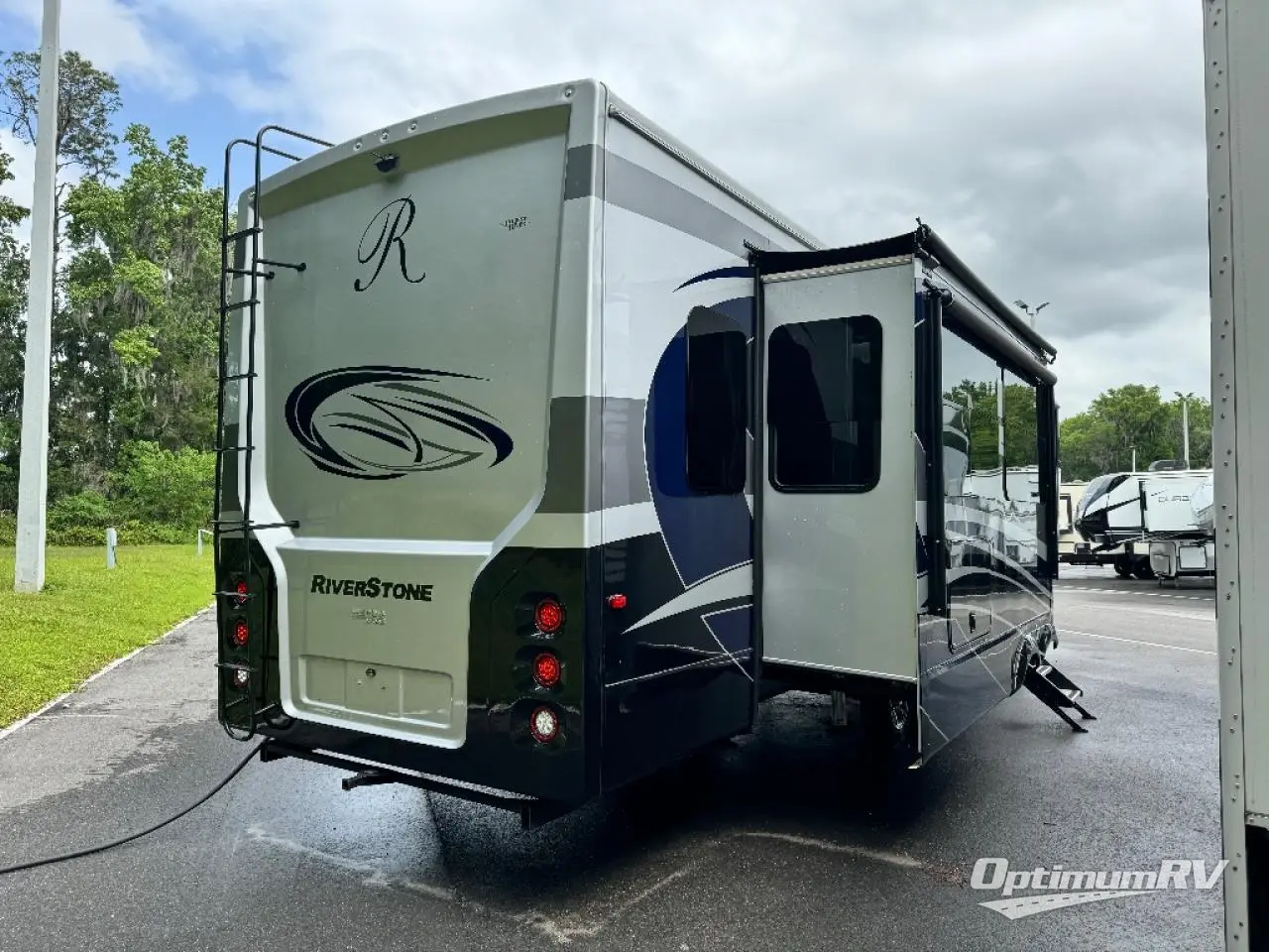 SOLD! - Used 2019 RiverStone RiverStone 39RKFB Fifth Wheel at Optimum ...